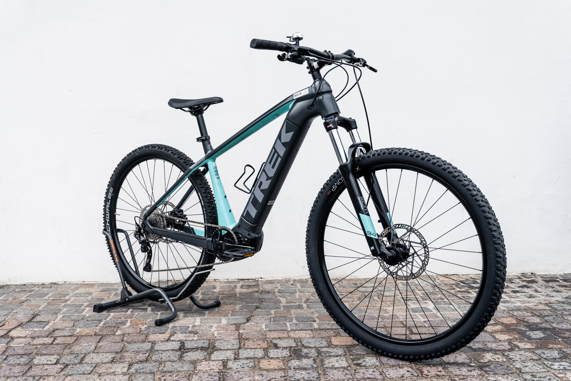 TREK TREK POWERFLY 4 grigia verde - Dove Comprare bicicletta online ...